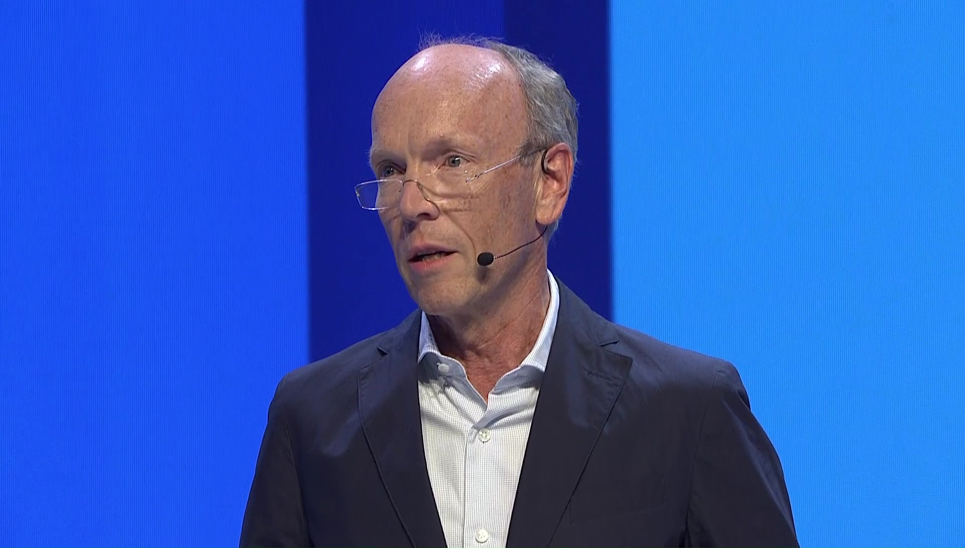 World Premiere of the new Volkswagen T-Roc | Videos & Footage ...